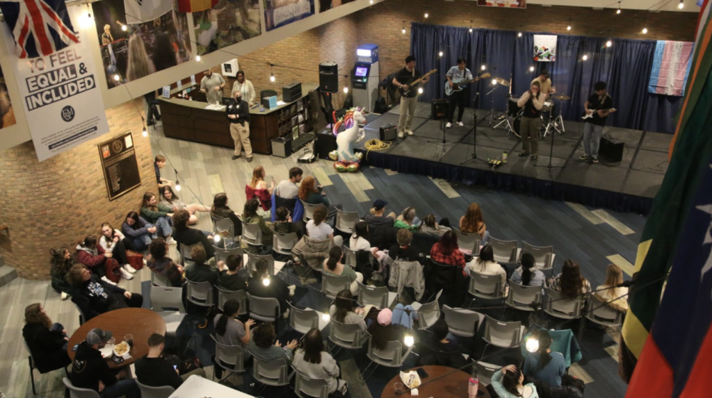 CAMPUS LIFE FEATURE: Campus comes together, supports trans students ...